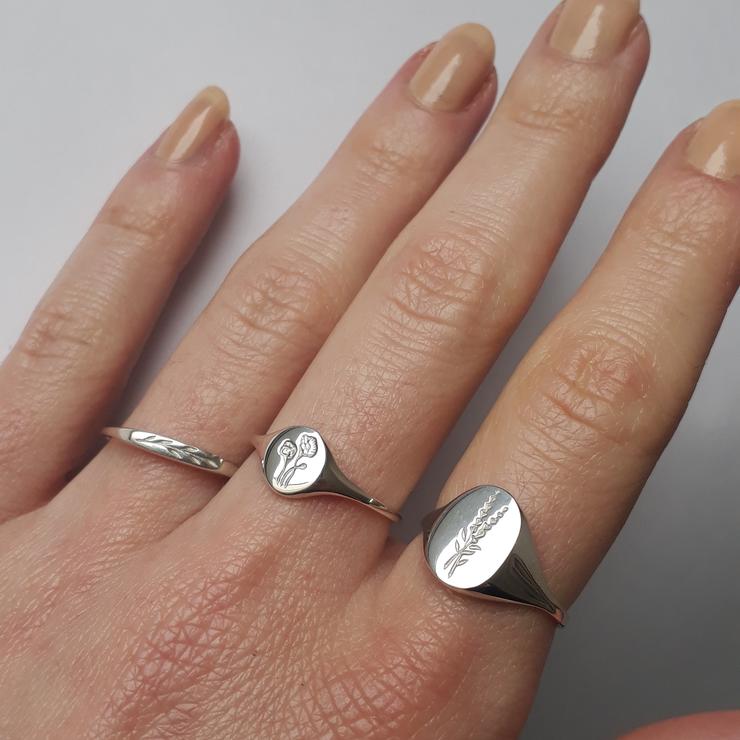 Erin Claus – Gill Wing Jewellery